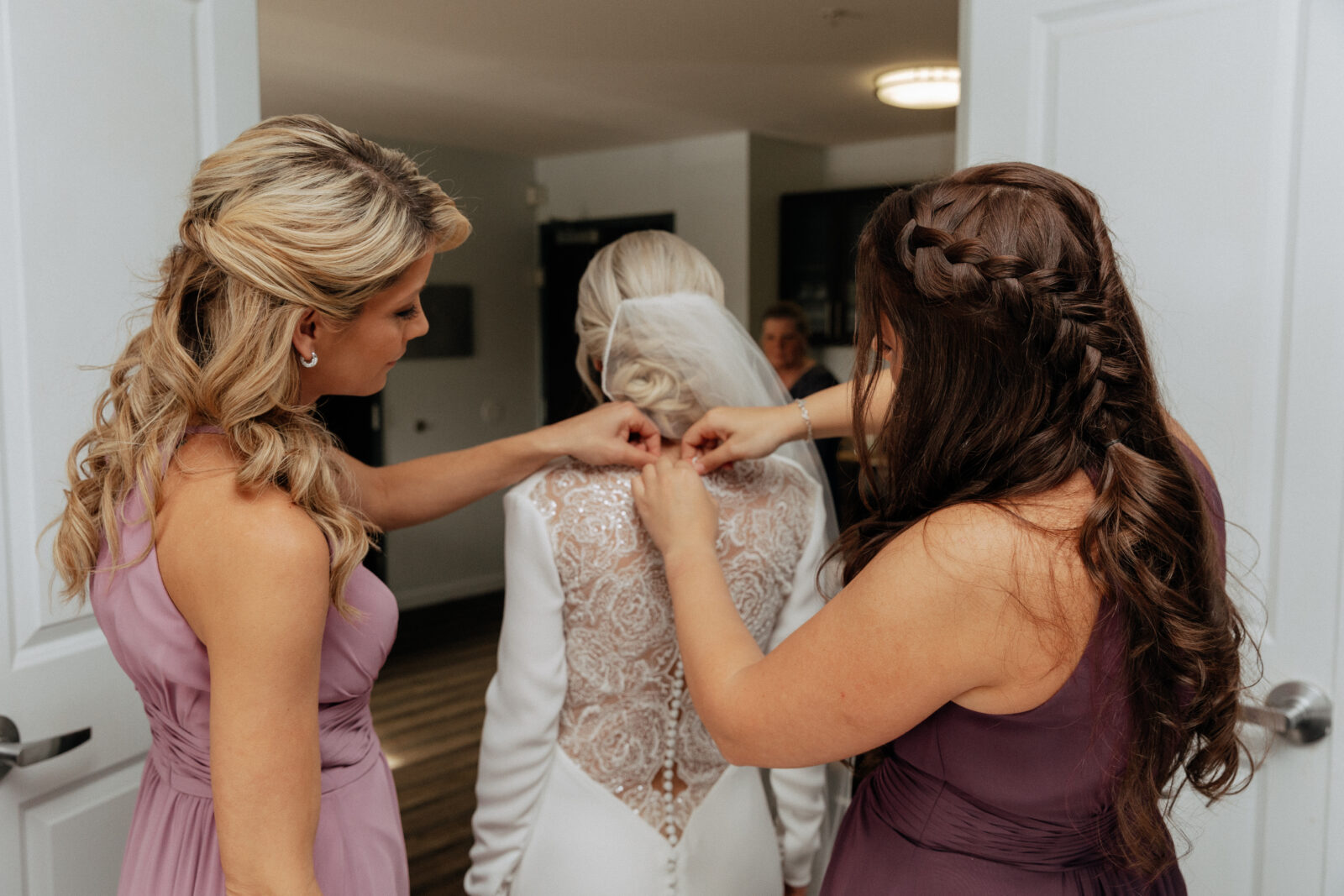 A Picturesque Connecticut Fall Wedding at the Hopps Company ...